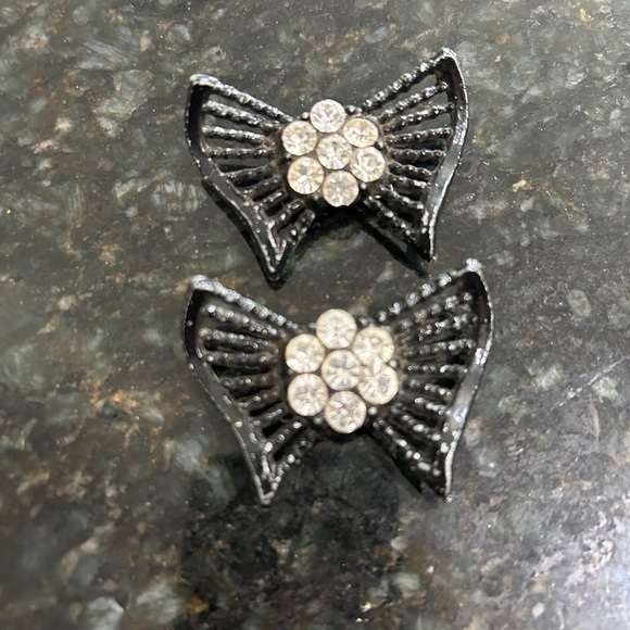 Tip Toe | Accessories | Vintage Tip Toe Metal Bow Shoe Clips With ...